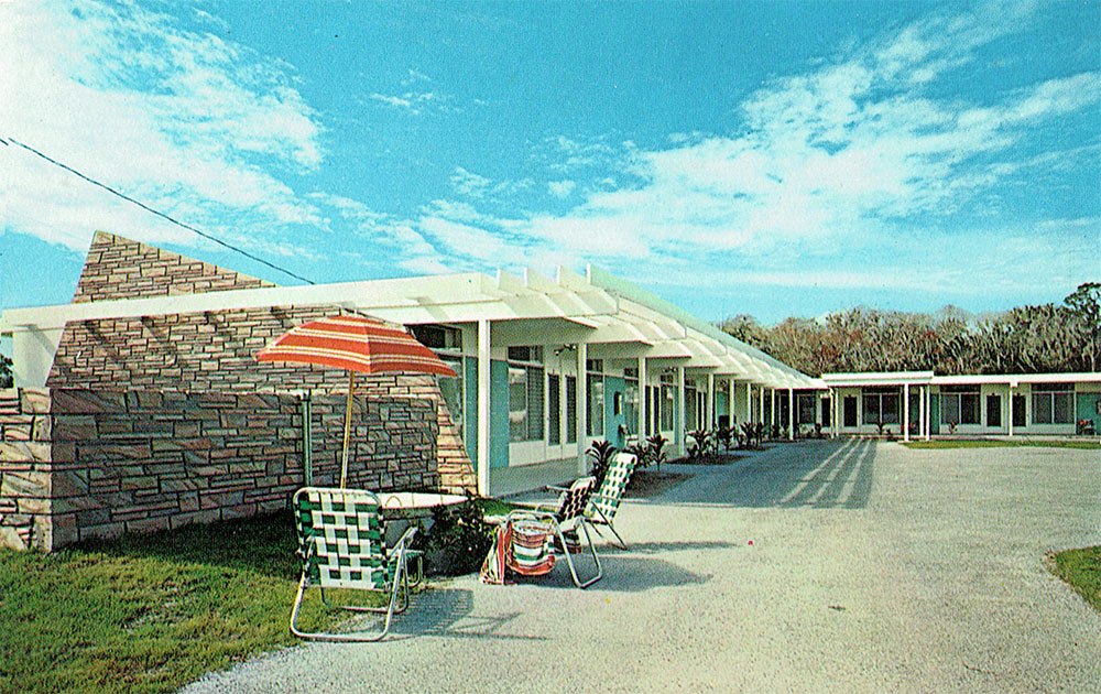 LILEKS (James) :: Motel Postcards